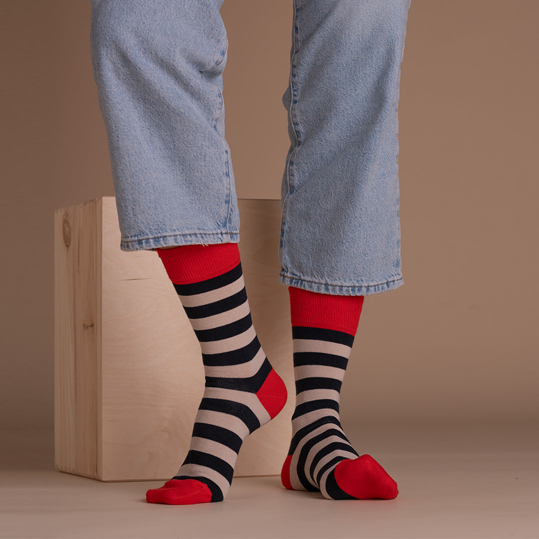 STRIPY RED – Snug Socks Co.